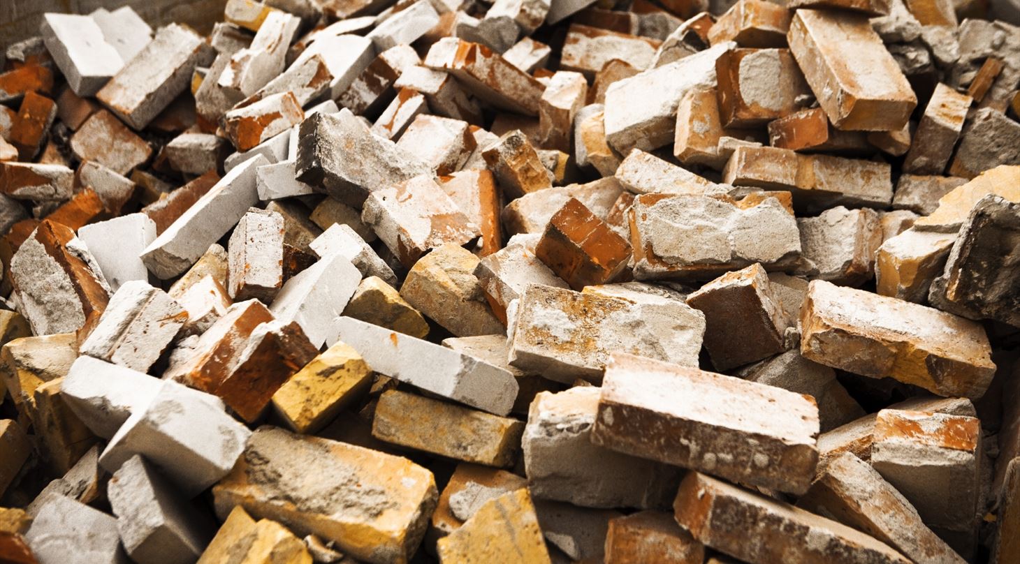 Murværk og tegltage - Genbrugte mursten og tagsten - prøvning og ...